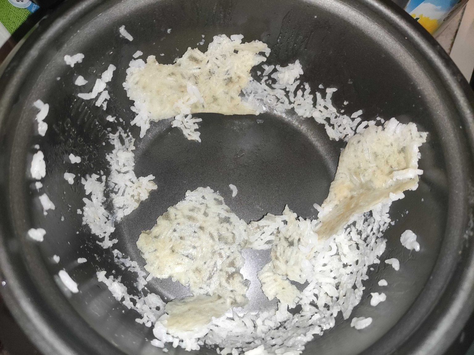 Water Boiling Over From Rice Cooker Causes And Solutions - Kitchen Advising