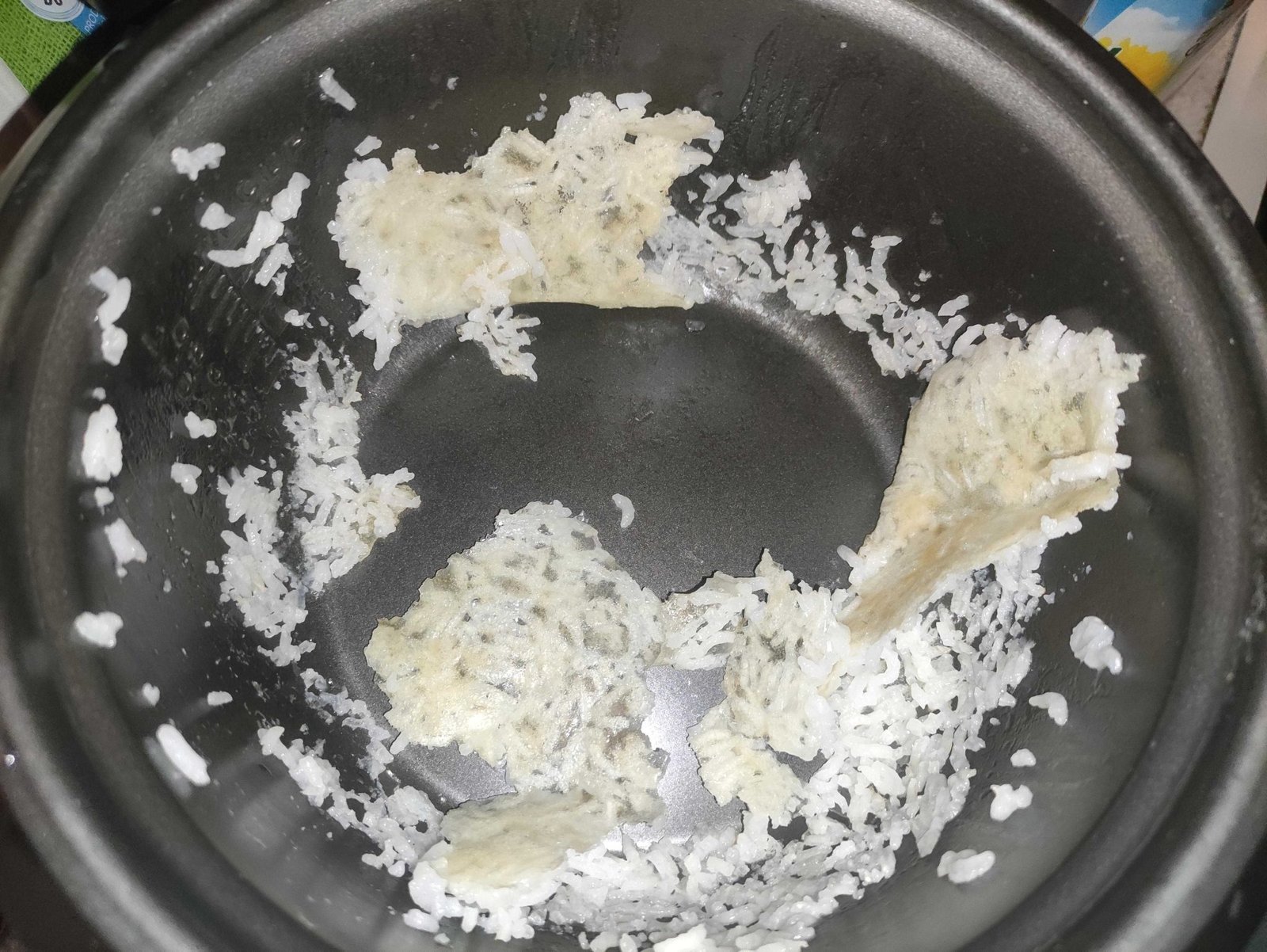 Water Boiling Over From Rice Cooker Causes And Solutions - Kitchen Advising